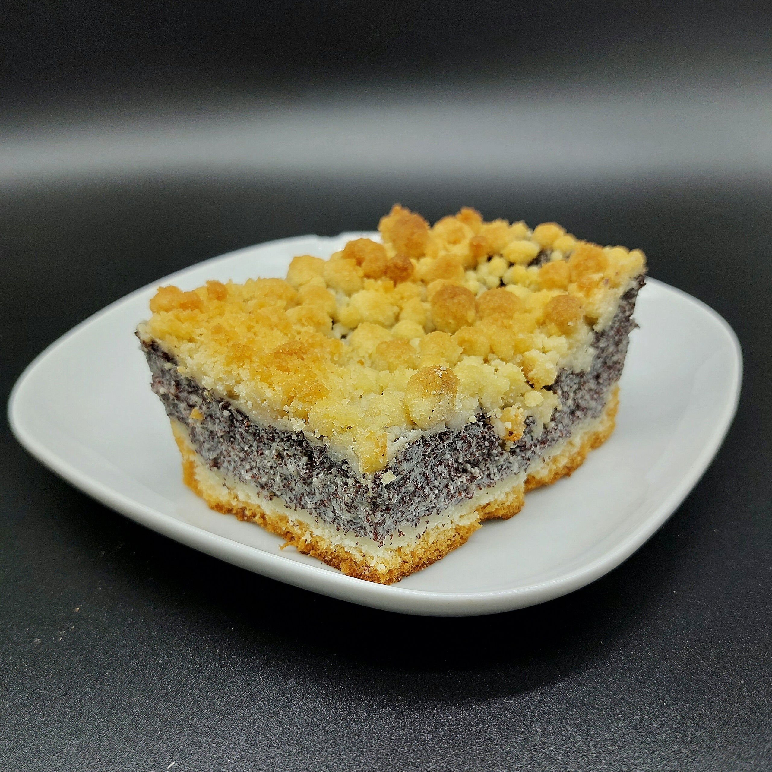 Poppy Seed Crumble Cake (4 slices) | Artisan Foods | German Sourdough ...